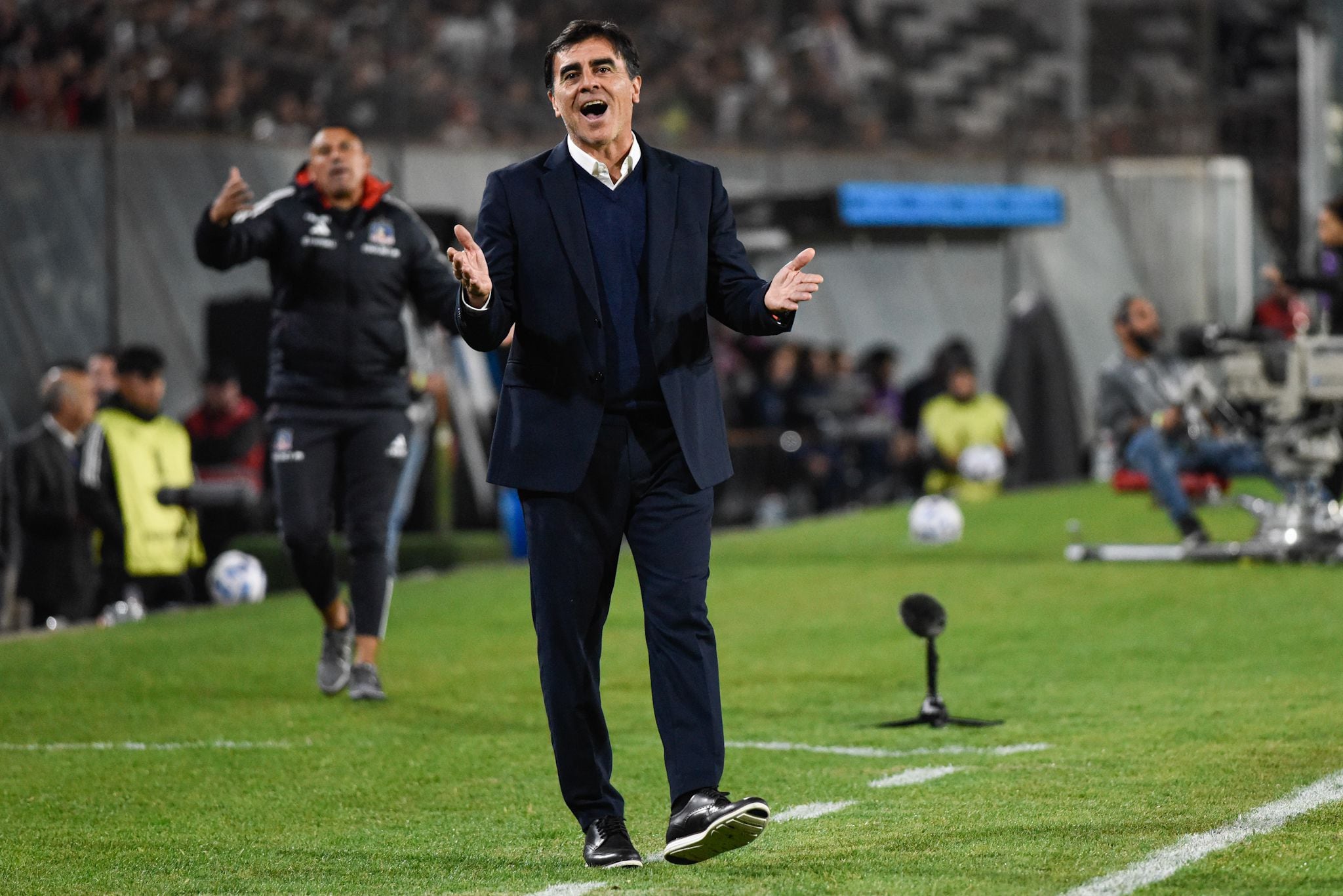 Quinteros y los incidentes en el Monumental: “No son hinchas del club ...