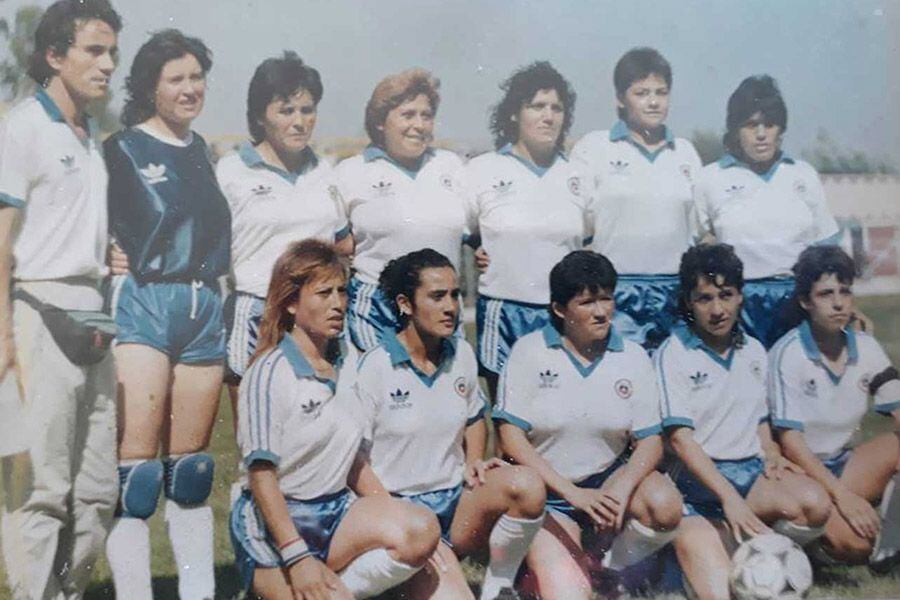 Ada Cruz: La primera gran estrella de la Selección Chilena femenina ...