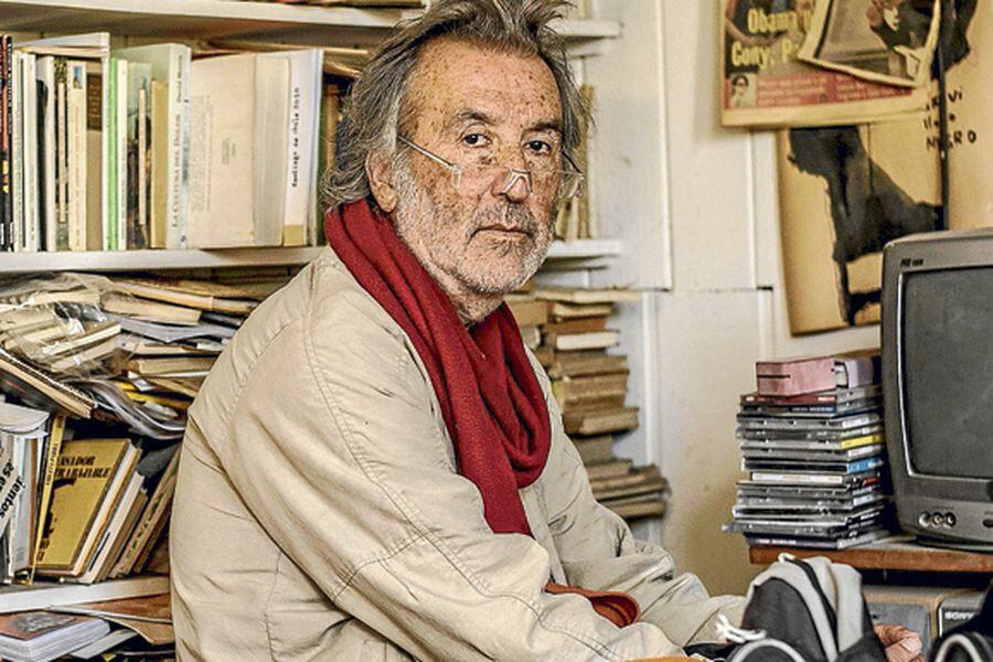 Bertoni publica libro de entrevistas: "Soy yo hablando a mil por hora ...