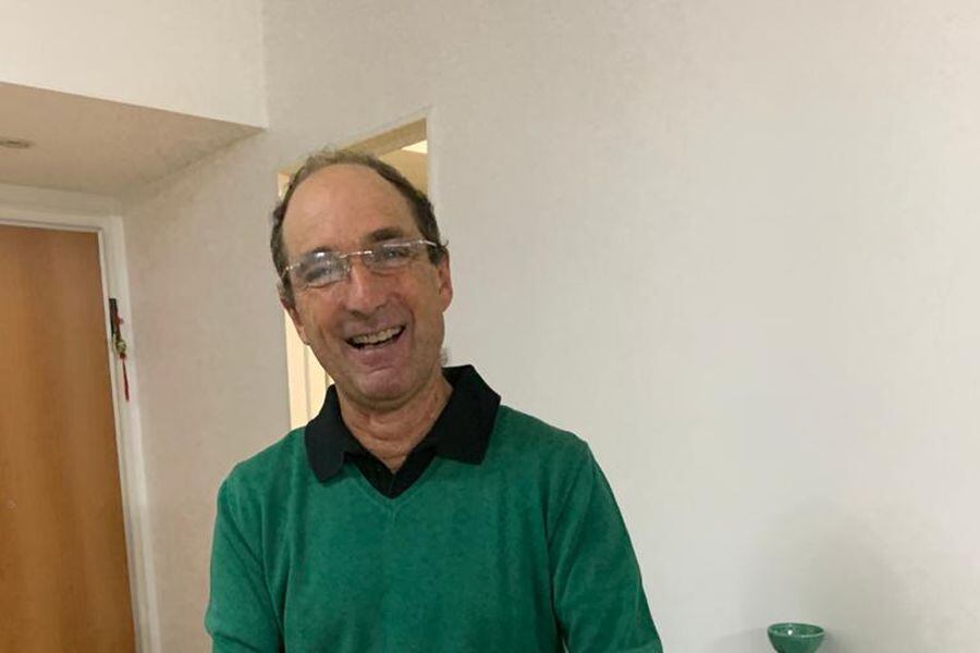 El renovado Cachito Vigil: filósofo y dueño de casa - La Tercera