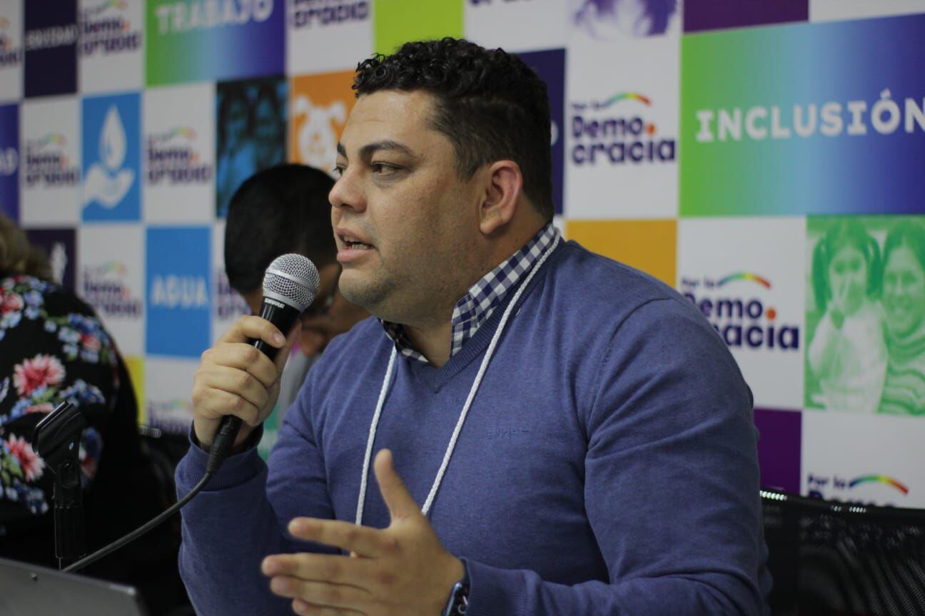 José Toro, secretario general del PPD: “Las declaraciones de Teillier ...