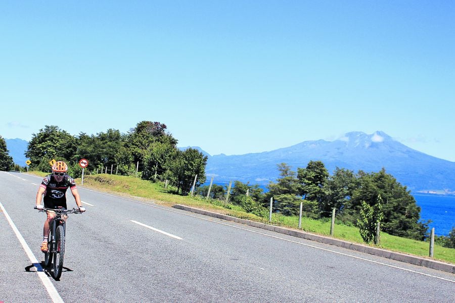 El Llanquihue en bicicleta - La Tercera