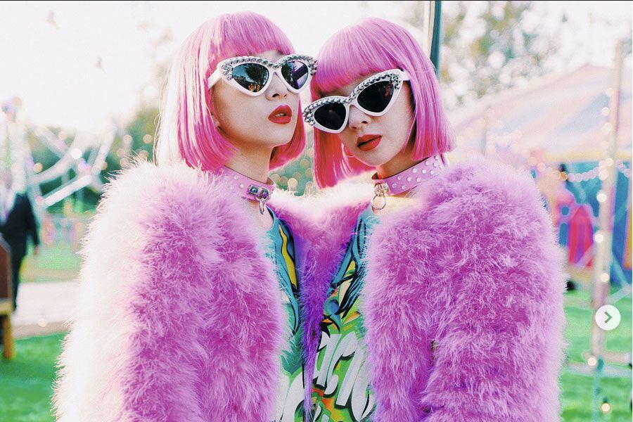 Amiaya, las gemelas reinas del 'twinning' - La Tercera