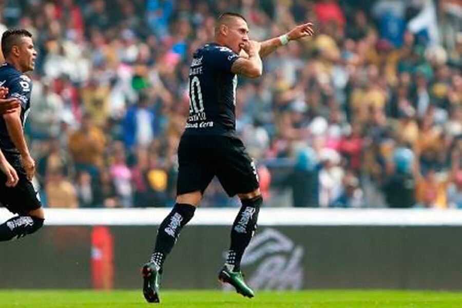 Pumas tasa a Nicolás Castillo en US $10 millones - La Tercera