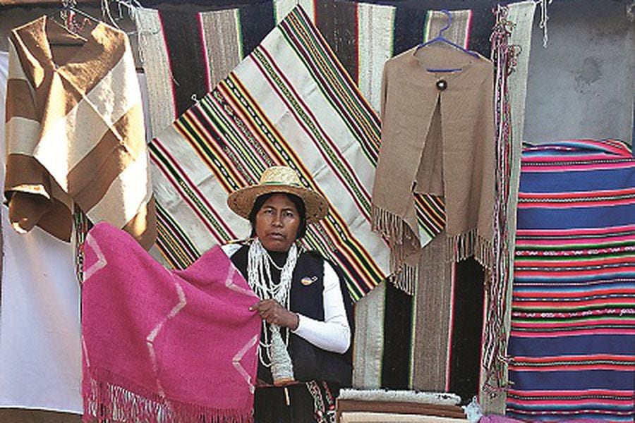 Tradición de Artesanía Aymara - La Tercera