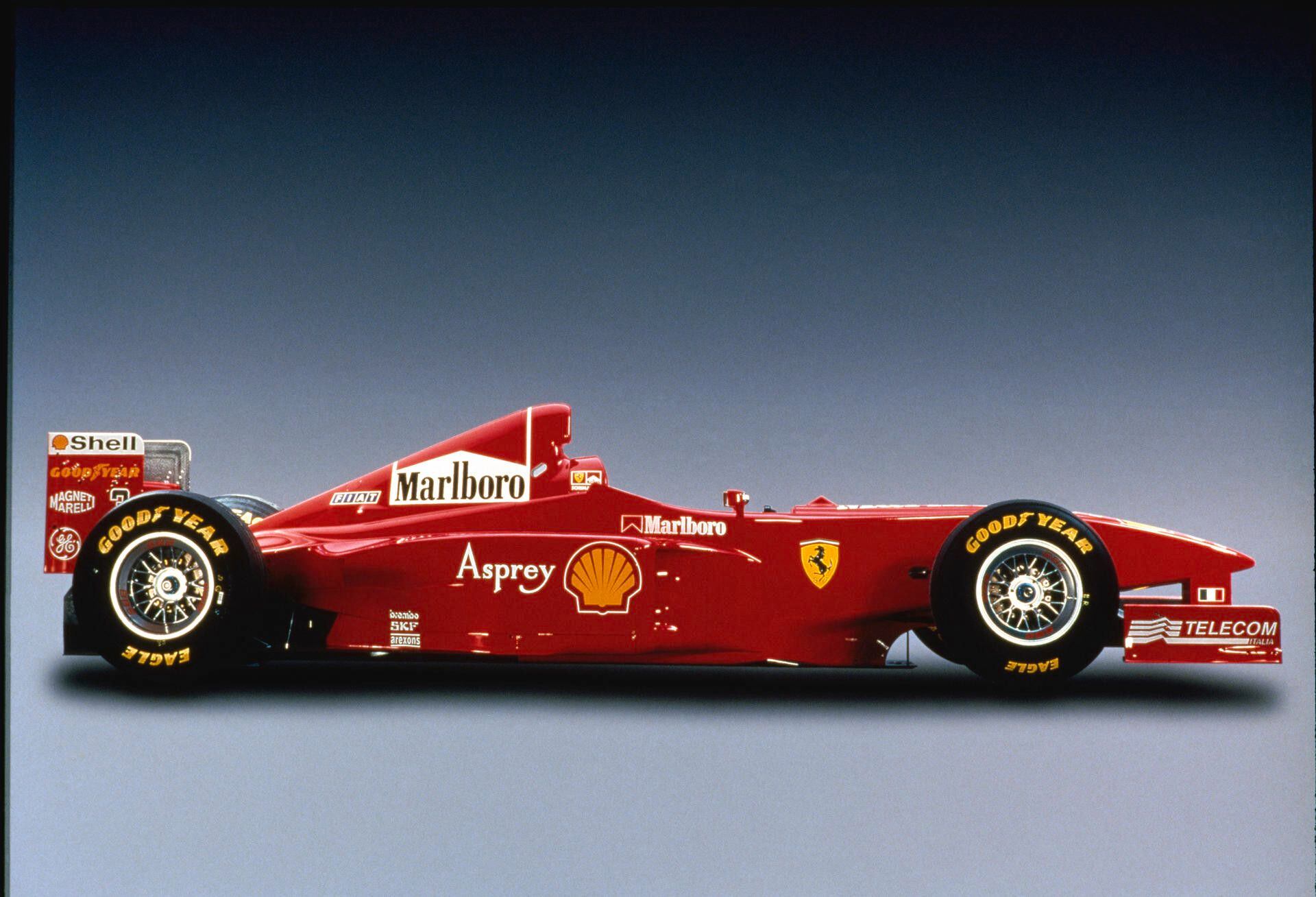A subasta el inigualable Ferrari F30 que corrió Schumacher en la ...