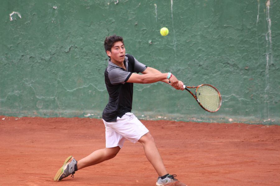 Promesas del tenis definen el título en Antofagasta - La Tercera