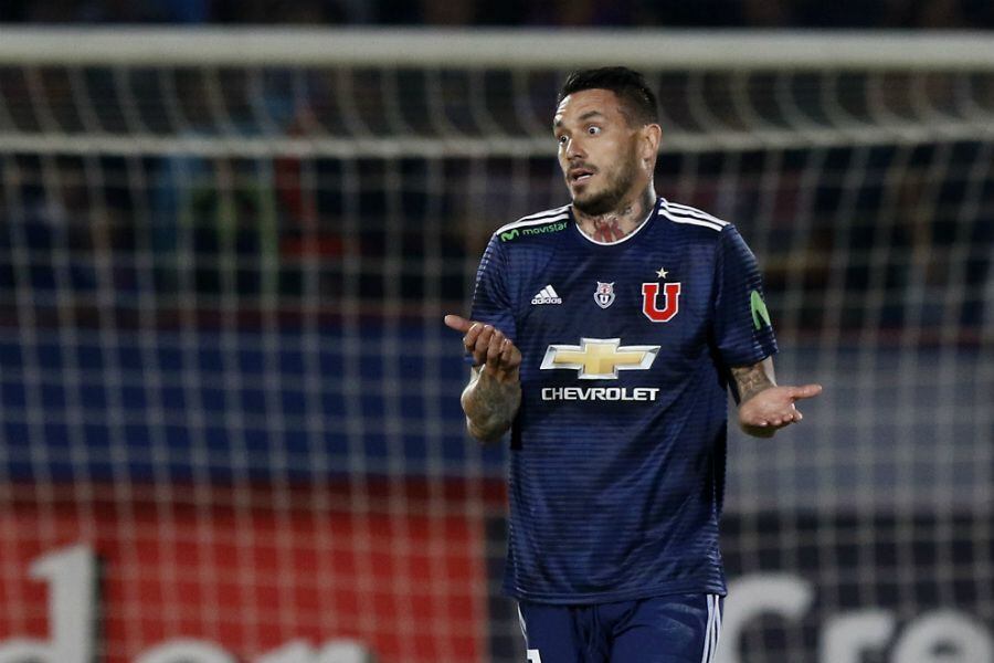 Imagen de Mauricio Pinilla da señales de su futuro - La Tercera