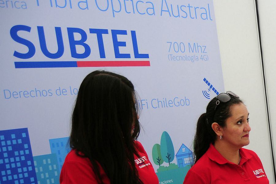 Más renuncias en Subtel detonan una nueva crisis - La Tercera