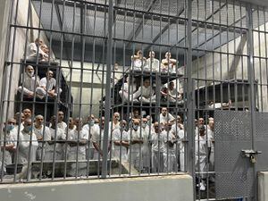 Cómo es la mega cárcel de Bukele para encerrar pandilleros - La Tercera