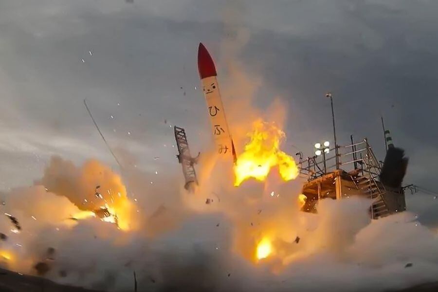 El momento en que cohete japonés explota a segundos del despegue - La ...