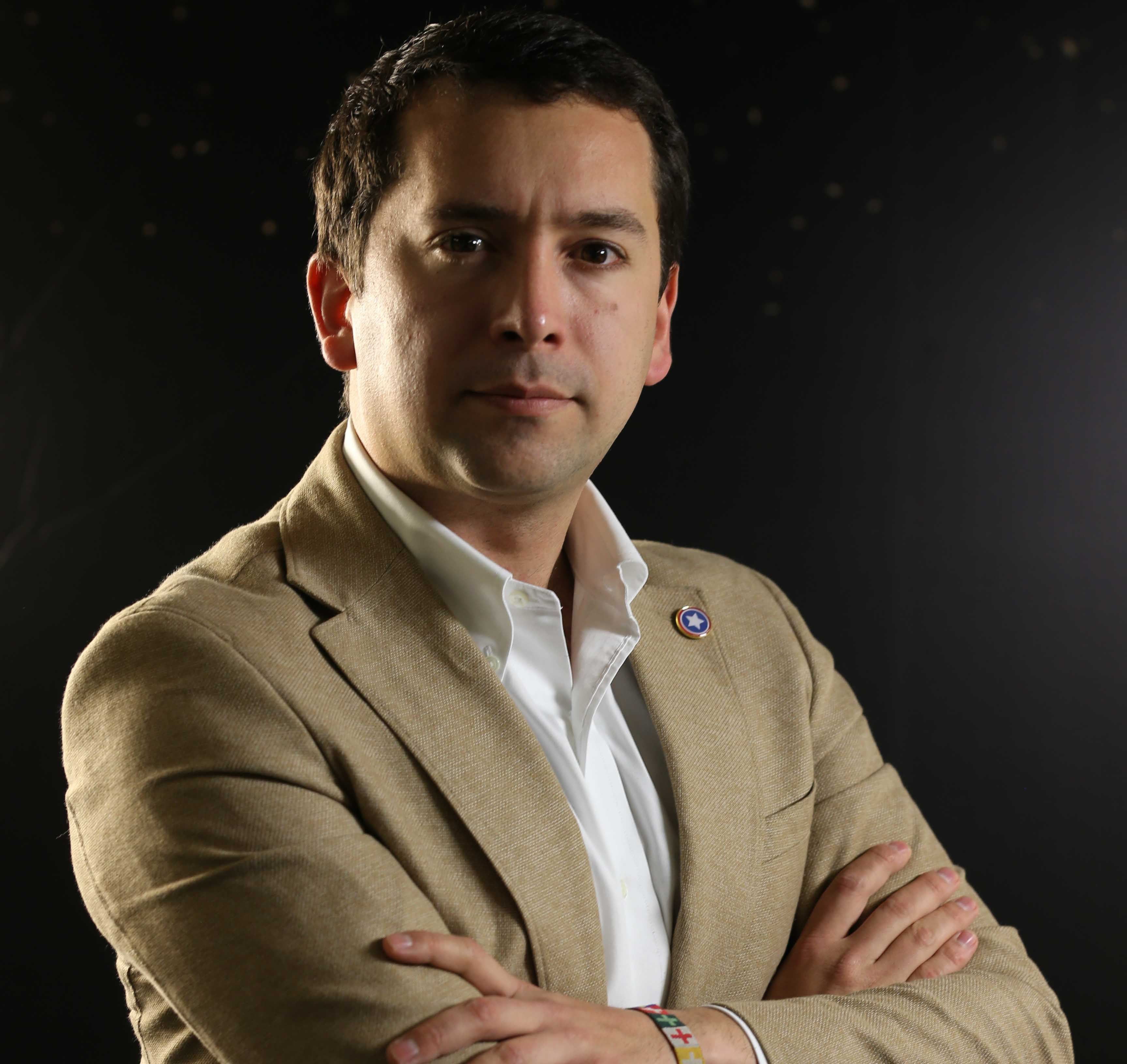 Cristián Araya (PR): “El desafío es constituir una oposición más allá ...