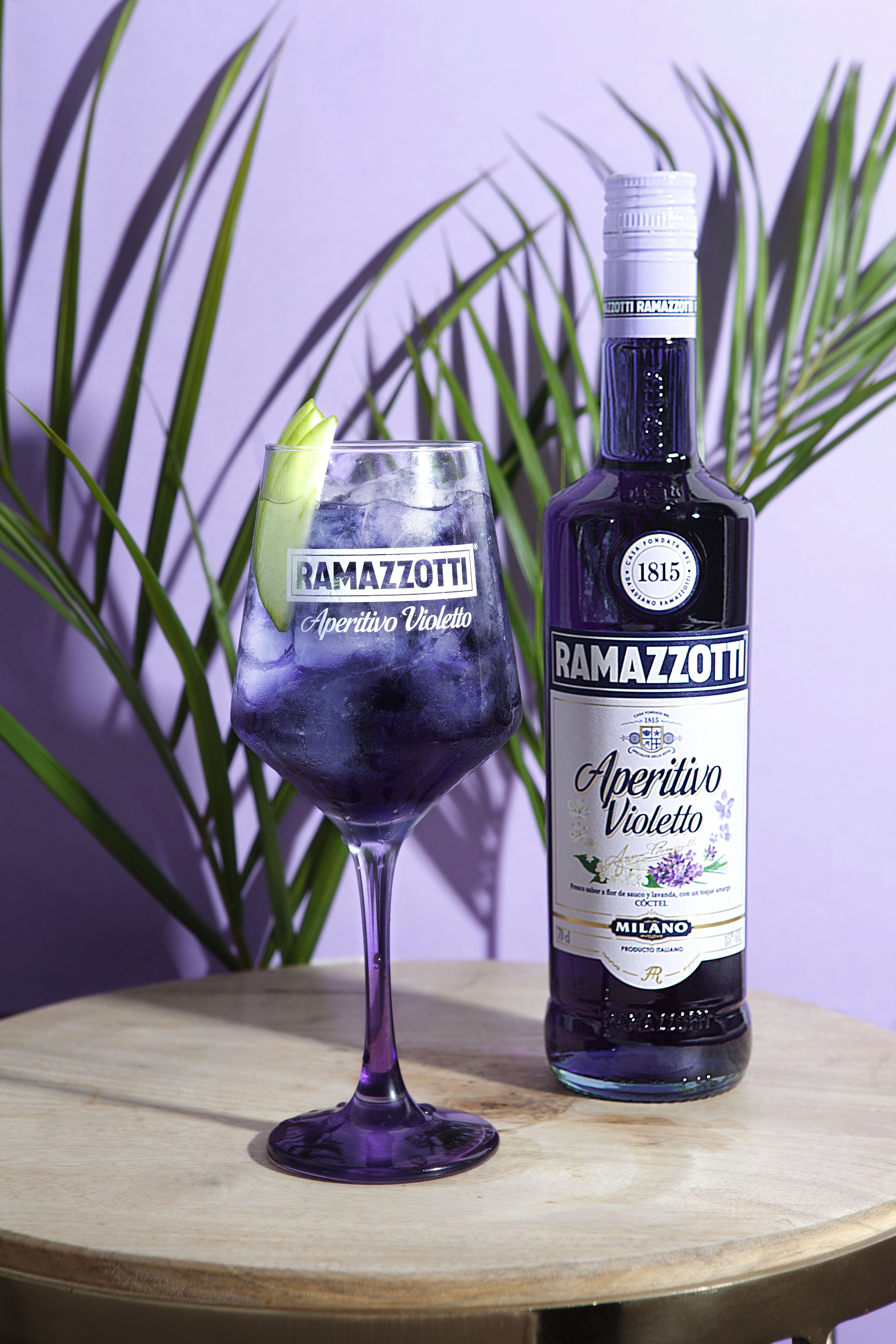 Ramazzotti Violetto Spritz - La Tercera