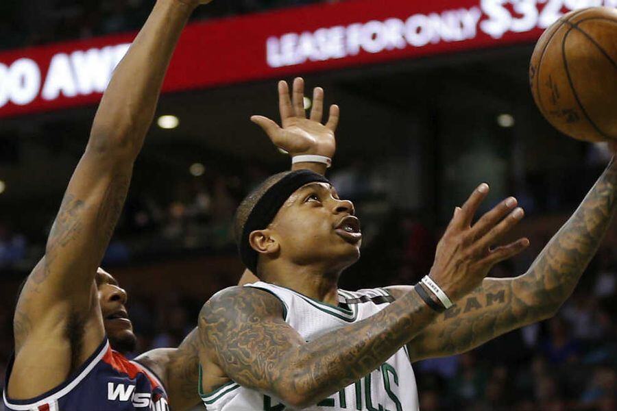 Isaiah Thomas se luce en triunfo de Celtics - La Tercera