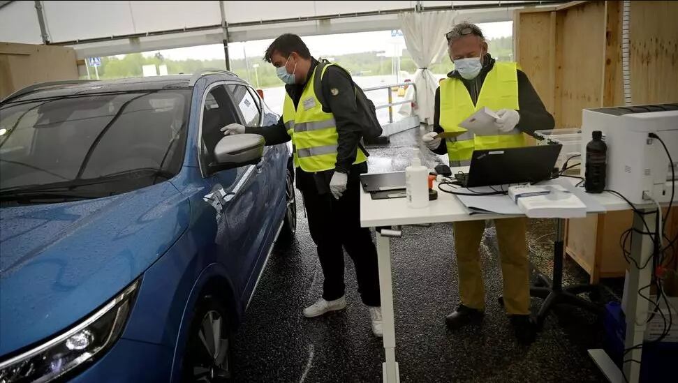 Votar desde el auto: el inédito formato para sufragar que implementó ...