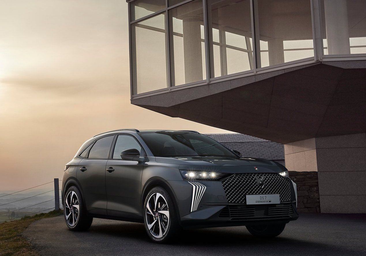 Llega a Chile el nuevo DS7 a un precio desde $ 36.990.000 - La Tercera