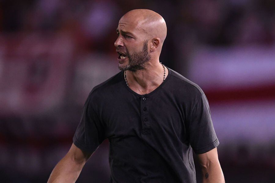Sebastián Méndez reemplazará a Germán Cavalieri en Palestino - La Tercera
