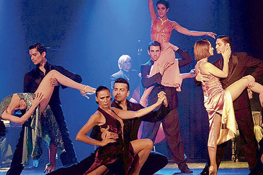 Show rescata la historia y la pasión del tango - La Tercera