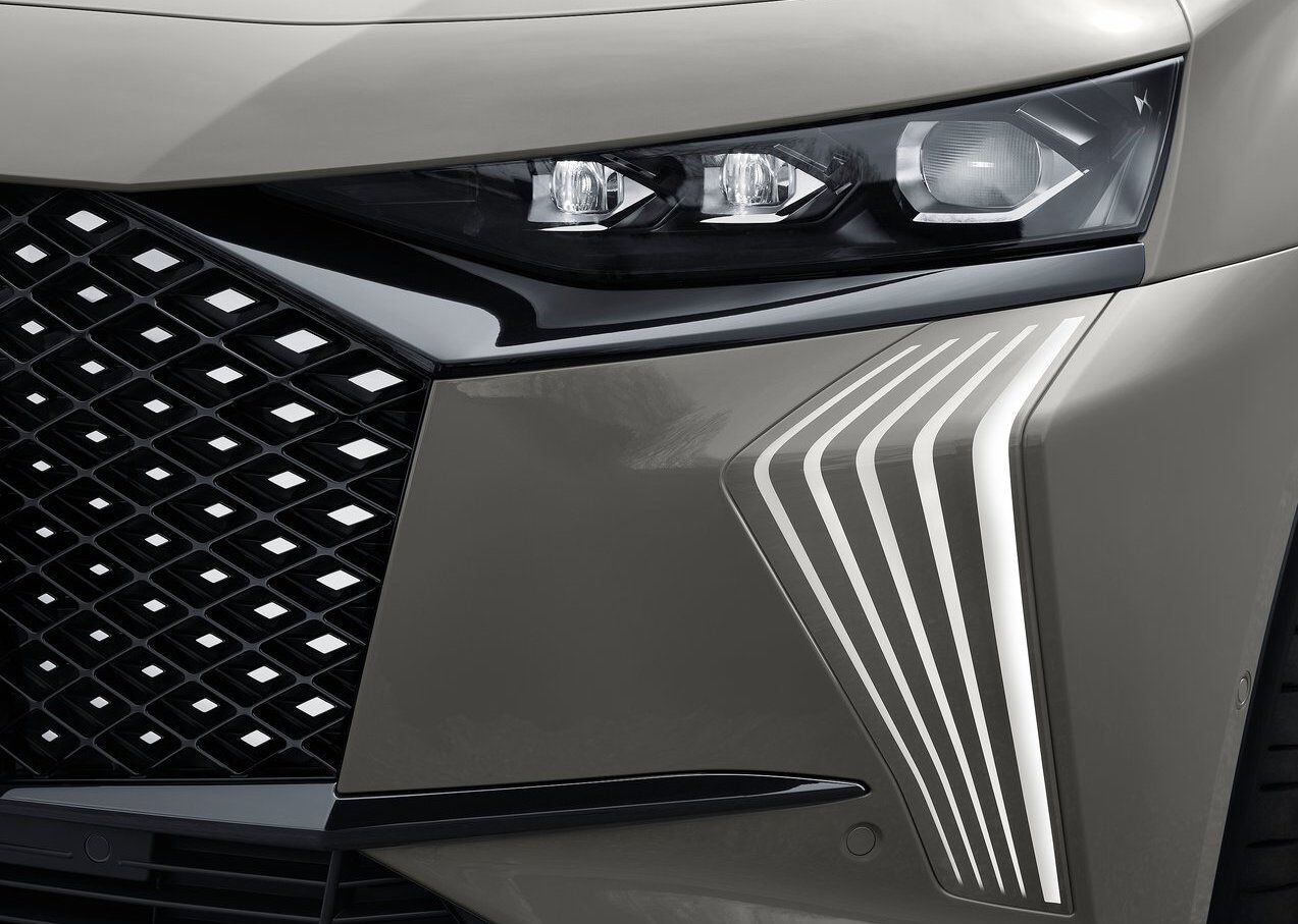 Llega a Chile el nuevo DS7 a un precio desde $ 36.990.000 - La Tercera