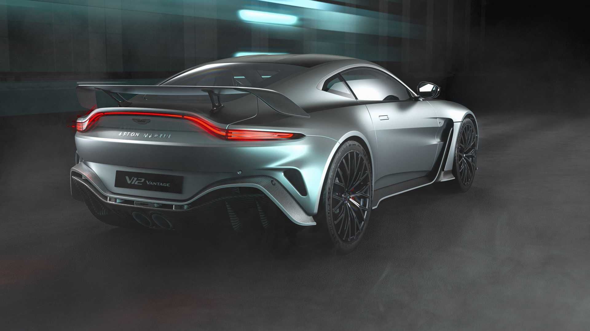 Aston Martin le dice adiós al Vantage V12 con una edición histórica - La Tercera