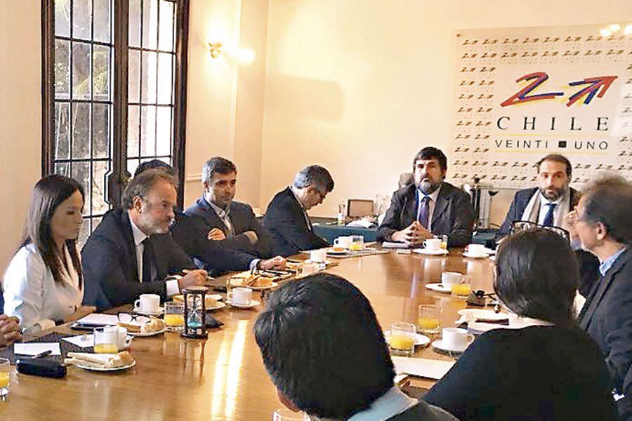 La reservada cita del presidente de la Sofofa con Chile XXI - La Tercera