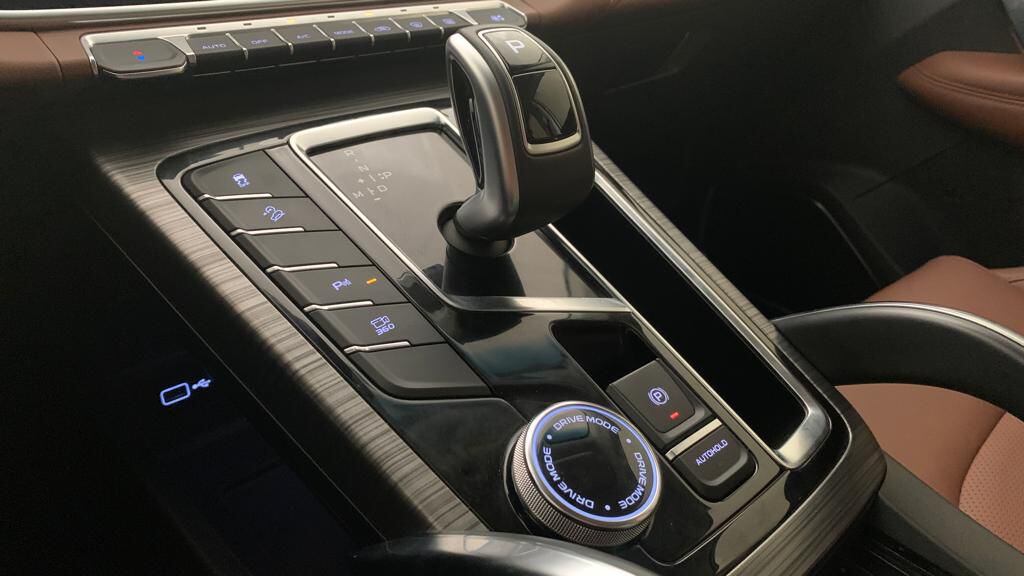 Geely Azkarra: el punto fuerte de una nueva era - La Tercera