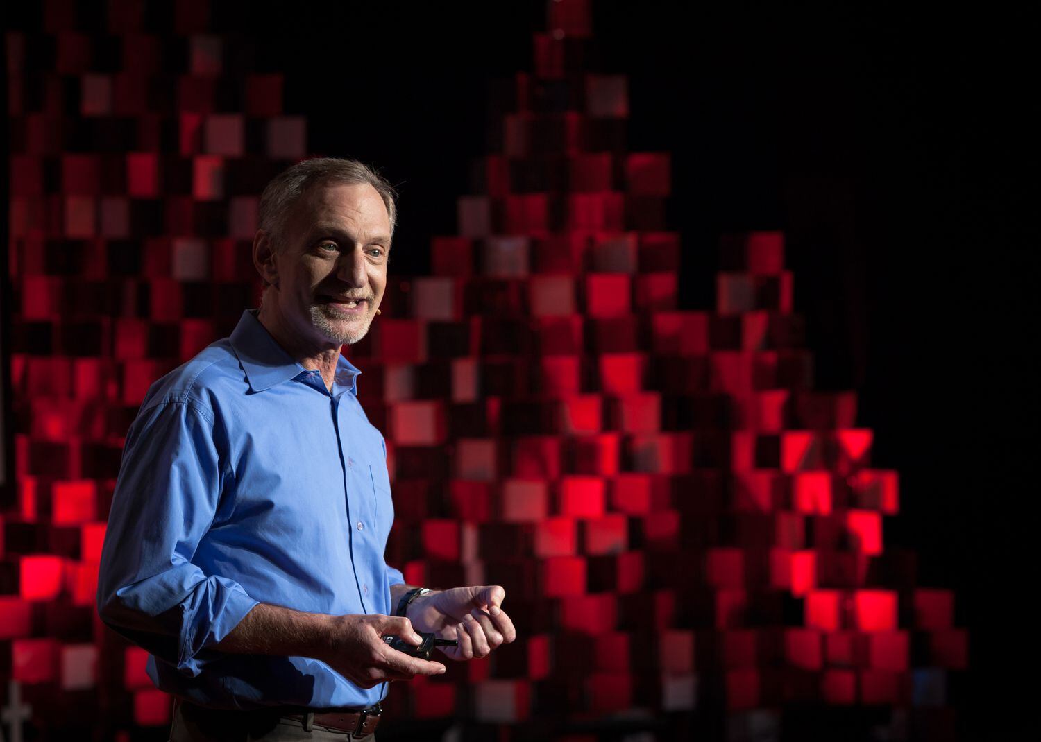 Estudio de Harvard revela las claves para ser feliz - La Tercera