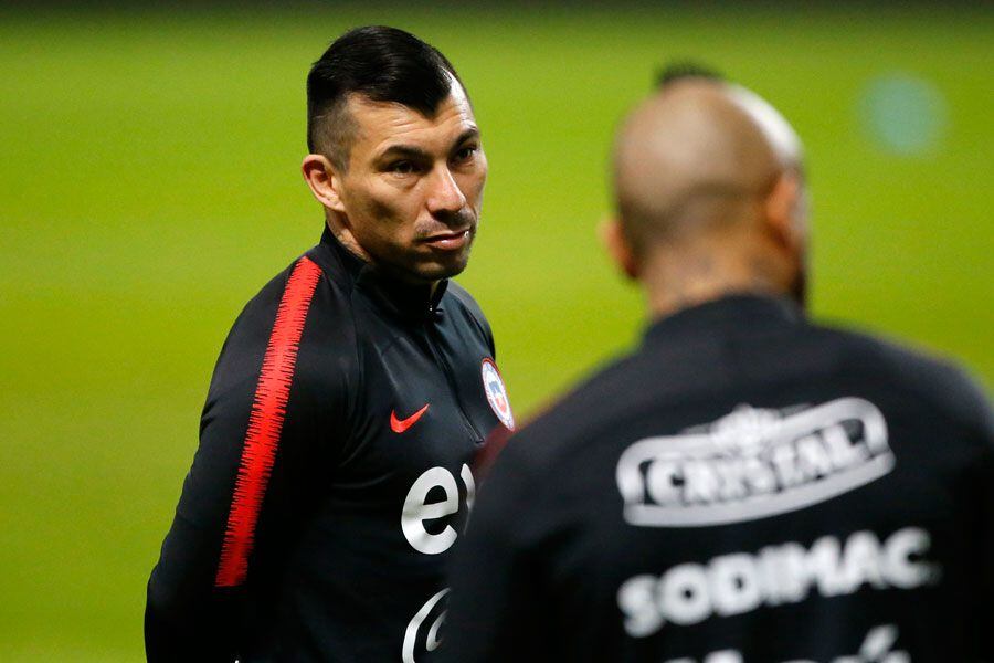 Medel: "Siempre voy a estar disponible para la Selección" - La Tercera