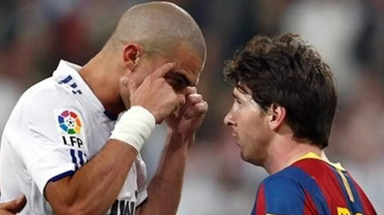 Los cruces entre Messi y Pepe que tensionaron el Mundial de Qatar - La ...