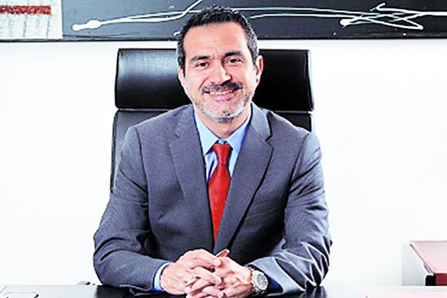 Ex Santander llega a la presidencia de AFP Capital: Juan Carlos Chomalí ...