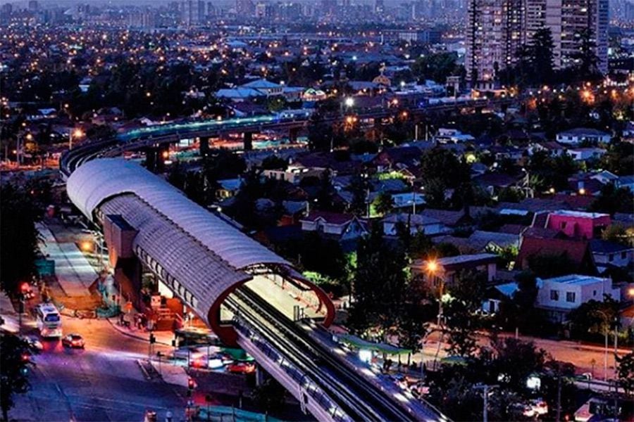 Primer recorrido de Línea 5 del Metro hoy cumple 22 años - La Tercera
