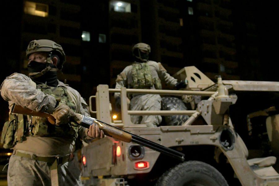 Los 28 mil efectivos de FF.AA. desplegados en la emergencia - La Tercera