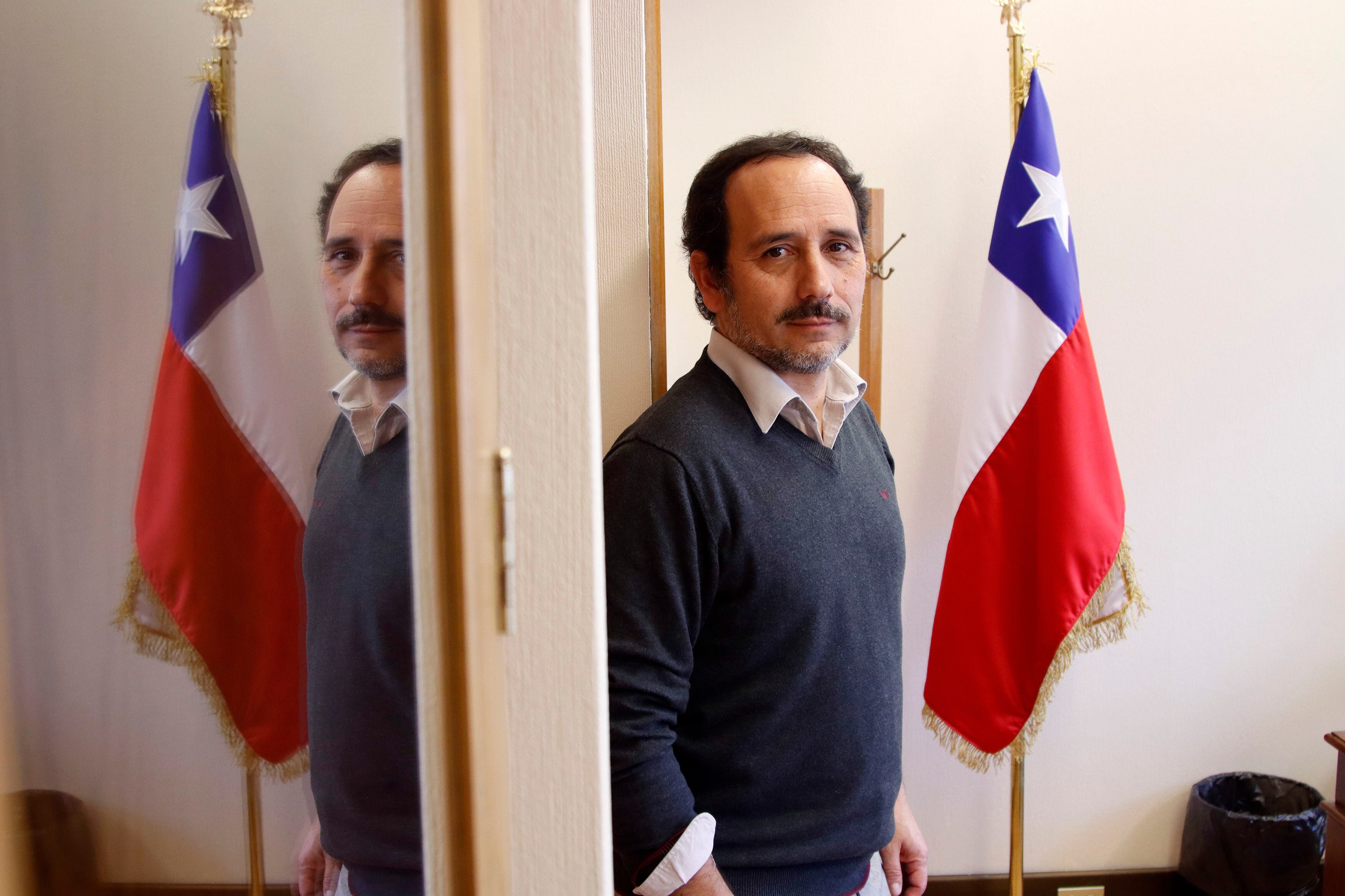 Daniel Núñez (PC): “Hubo cierta ingenuidad nuestra en pensar que ...