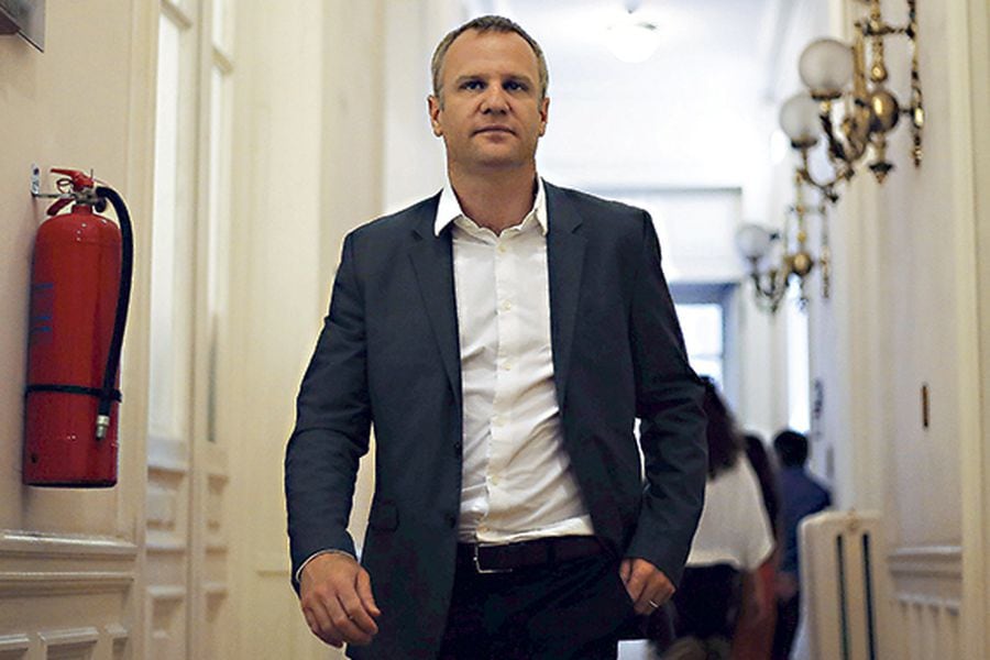 La pausa de Felipe Kast en La Araucanía - La Tercera