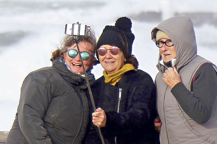 ¿Existe la selfitis? - La Tercera