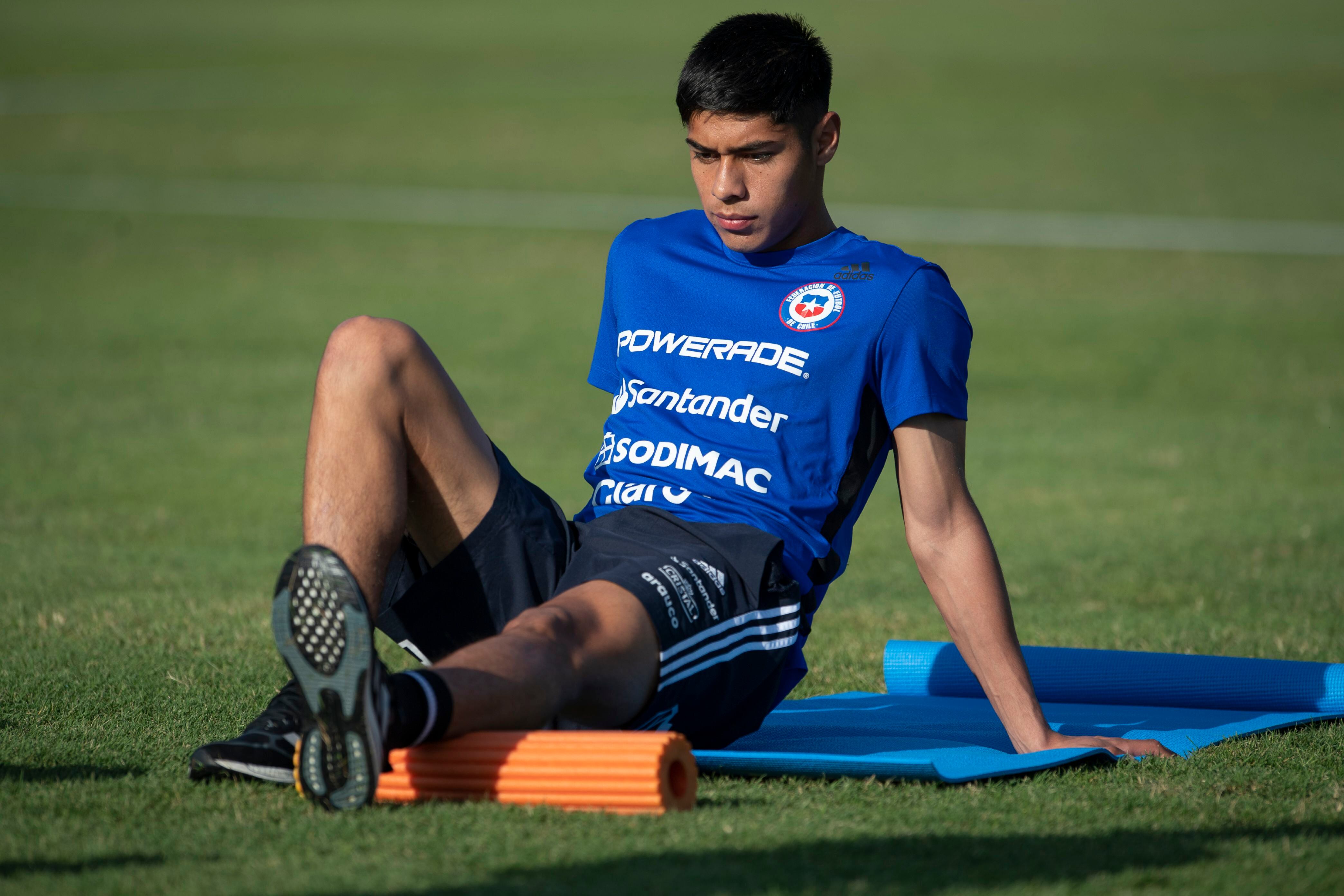 Darío Osorio deja la Roja tras problemas físicos - La Tercera