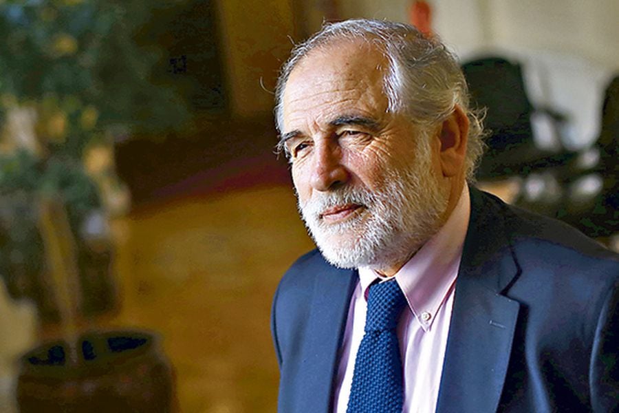 Carlos Montes: "Este es un presupuesto con crecimiento moderado" - La ...