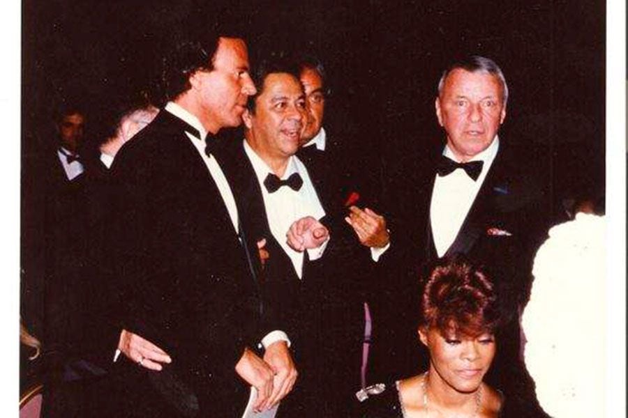 Lucho Gatica: el romance se canta así - La Tercera