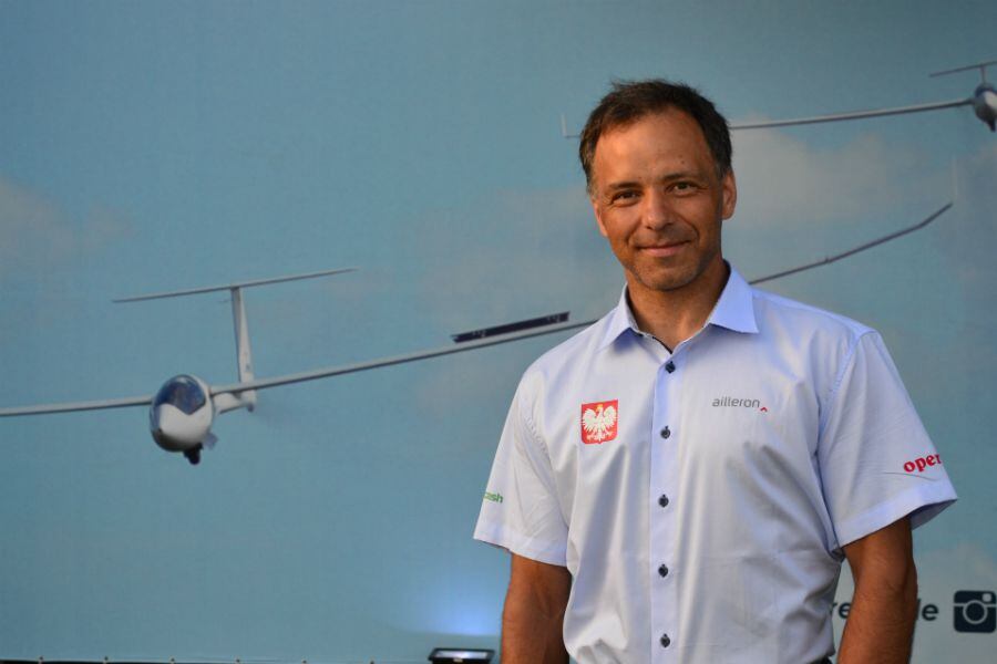 Sebastian Kawa se queda con la final mundial de vuelo a vela - La Tercera