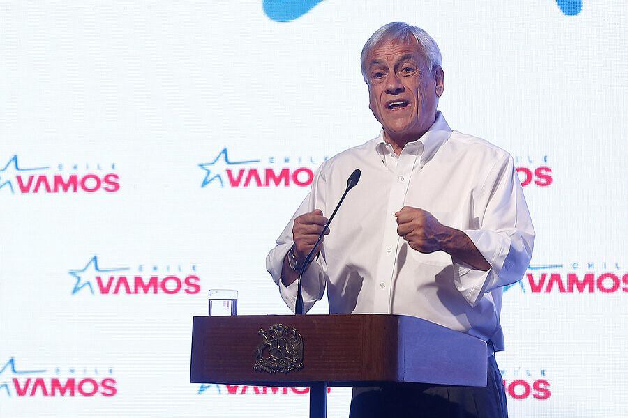 Un año después - La Tercera