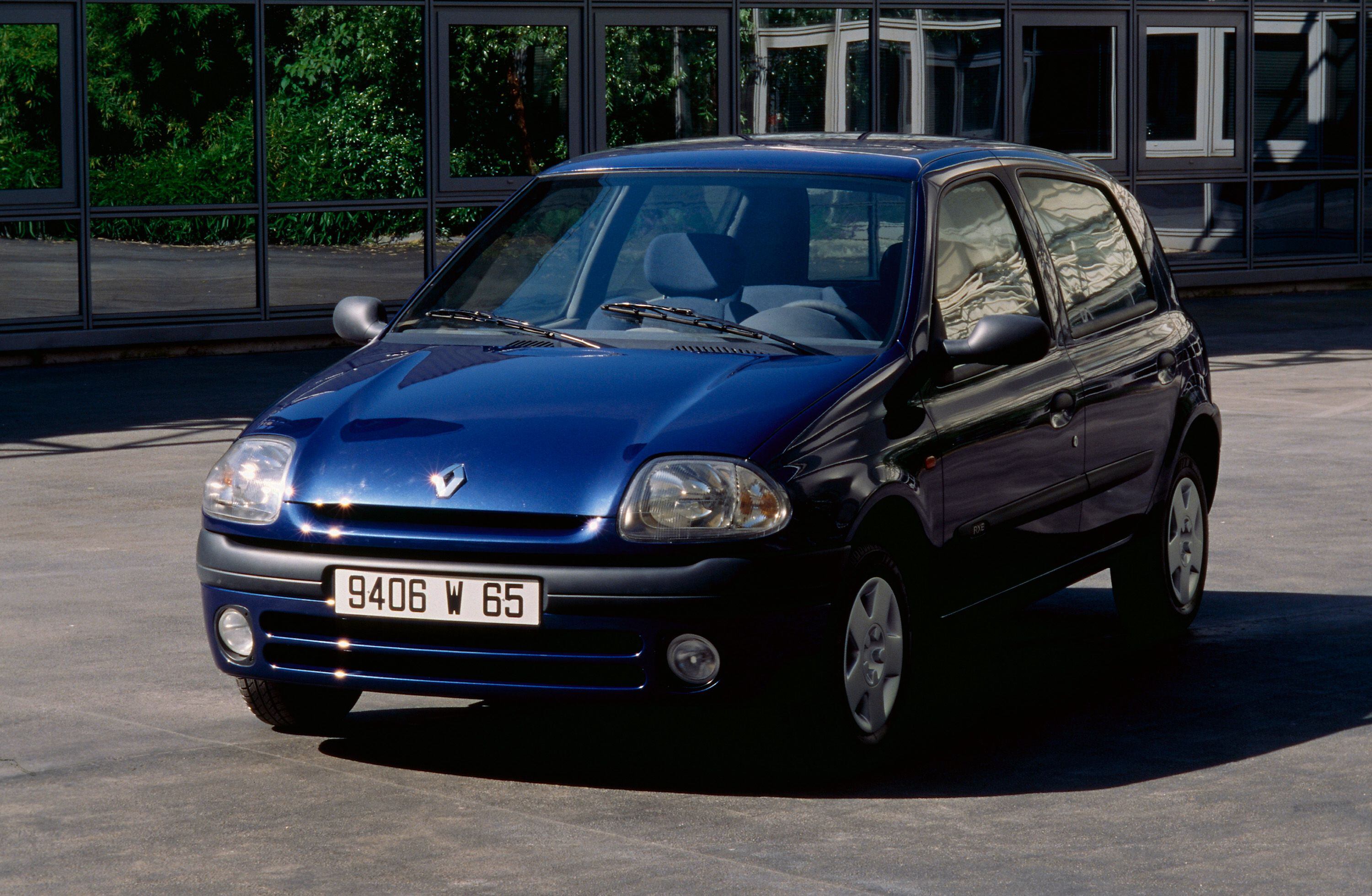 En su mejor época: el Renault Clio cumple 30 años - La Tercera