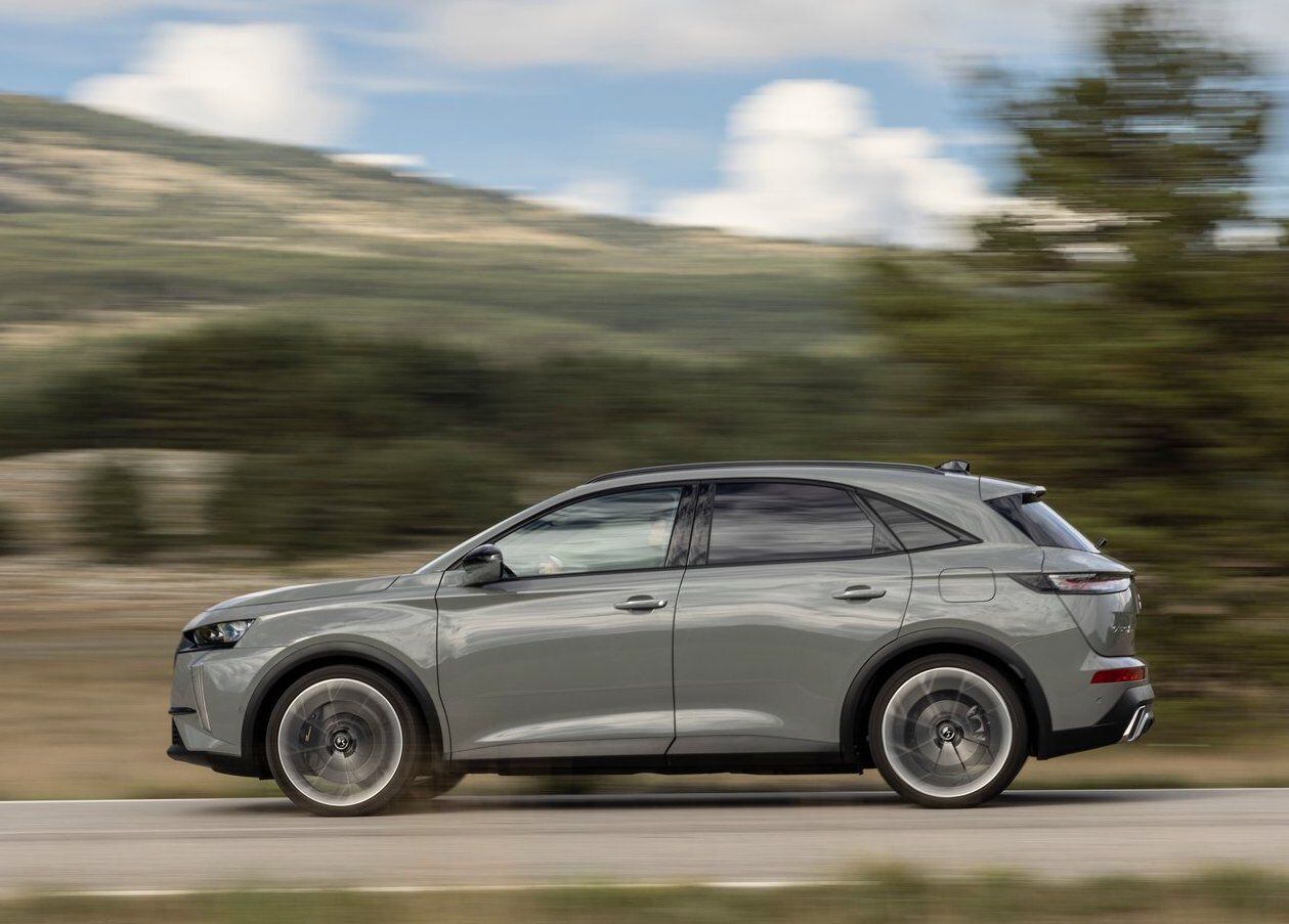 Llega a Chile el nuevo DS7 a un precio desde $ 36.990.000 - La Tercera