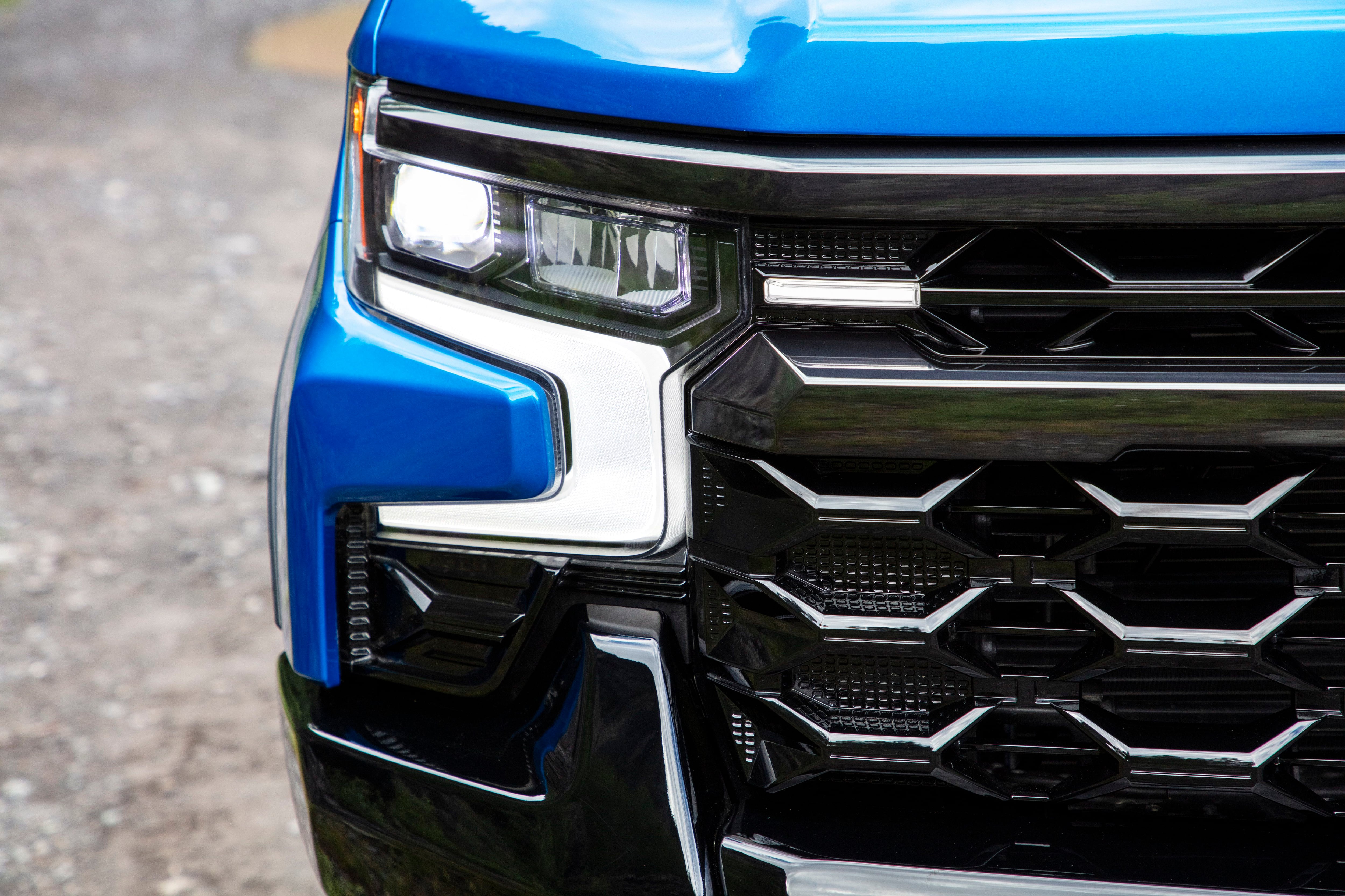 Prometió y cumplió: Chevrolet introduce la inédita Silverado ZR2 con el ...