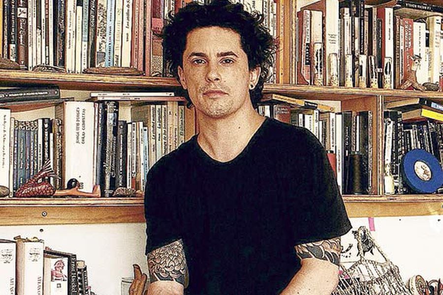 Benjamín Labatut recoge episodios en la vida de Borges y Freud - La Tercera