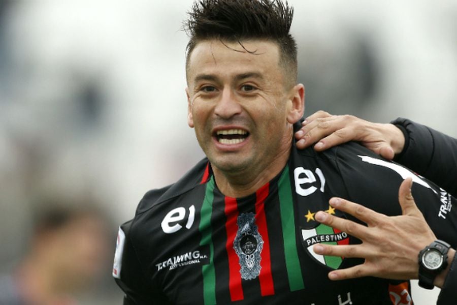 Roberto Gutiérrez llega a 100 goles en Primera División - La Tercera