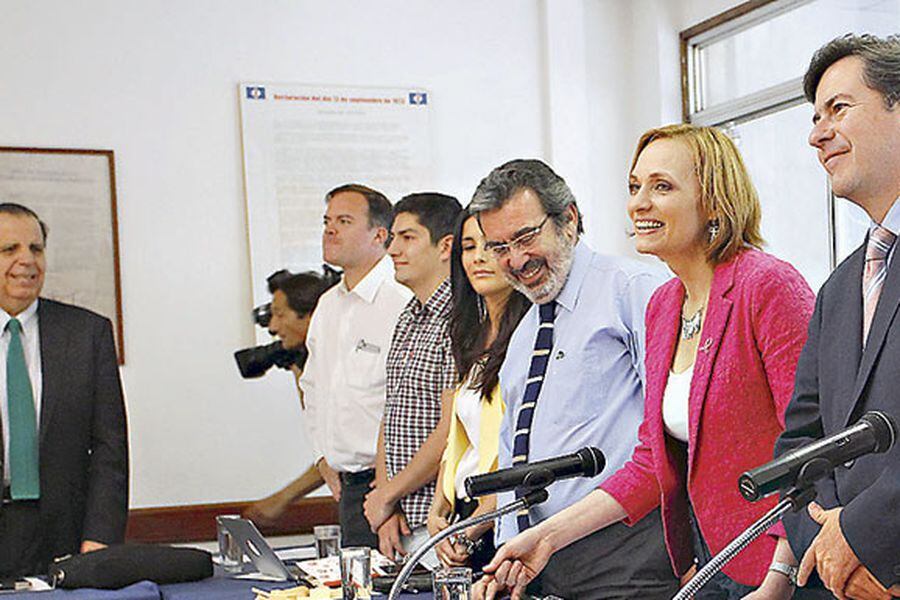 Mesa DC rechaza propuesta de Pizarro de reconfigurar directiva de Goic ...