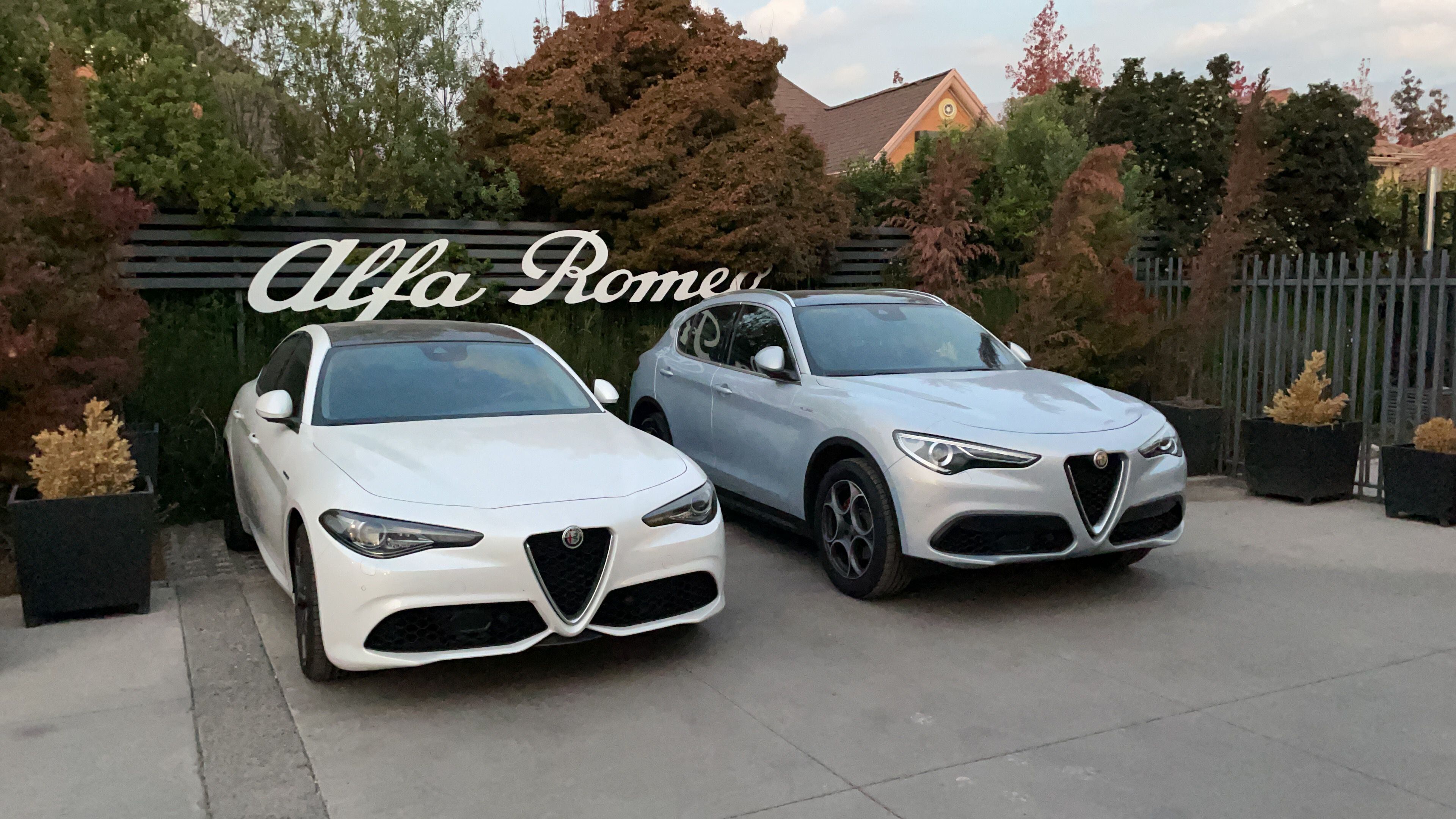 Alfa Romeo estrena su nueva casa matriz en Chile - La Tercera