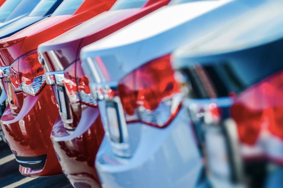 Chile impulsa las ventas de autos nuevos en Latinoamérica - La Tercera