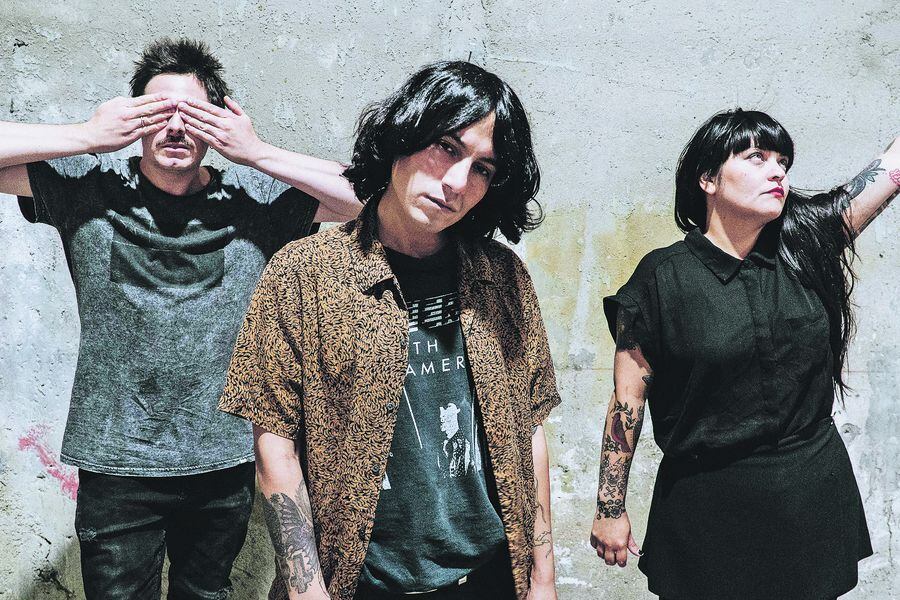 La pena eterna de Adelaida - La Tercera