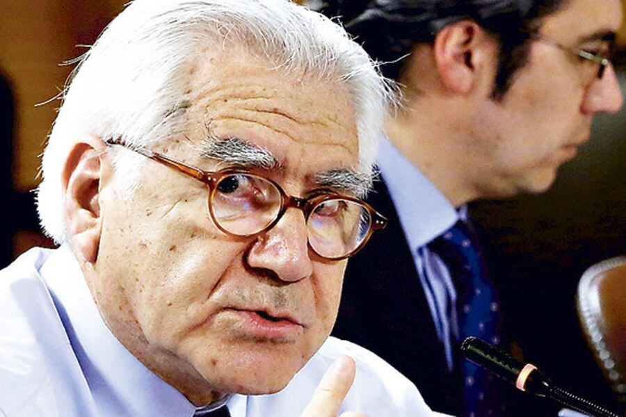 Fernández: "La Constitución la puede reformar entera el Congreso" - La ...